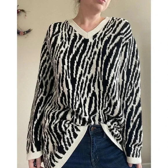 Vintage | Sweaters | Vintage Graphic Zebra Print Oversize Sweater ...